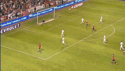 Los defensas también marcan golazos y estos 5 GIFs son el ejemplo | www ...