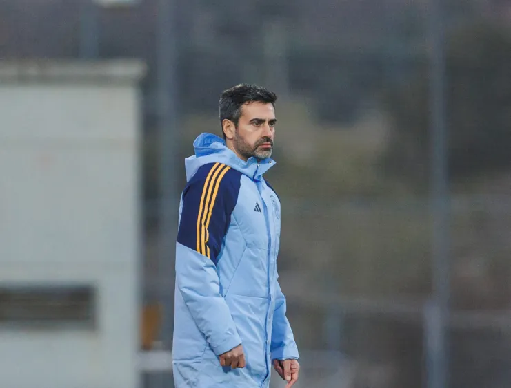 OFICIAL | Jan Oliveras (AS Roma) sustituye a Rafel Obrador (Real Madrid ...