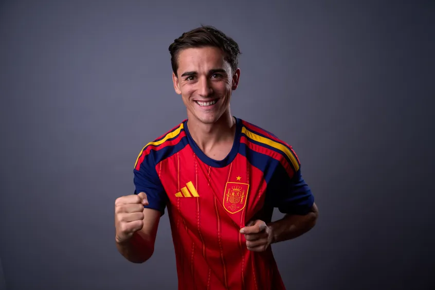 Gavi Smiles Again | www.rfef.es/en