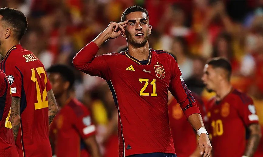 La dentellada perfecta del tiburón Ferran | www.rfef.es