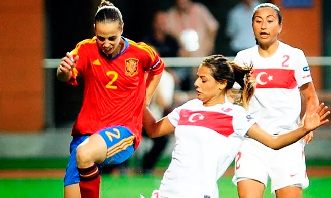 OFICIAL: Leire Landa sustituye a Irene Paredes en la convocatoria | www ...