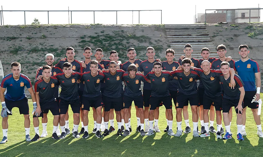 Pistoletazo de salida para la Selección Española Sub-19 en la Ciudad ...