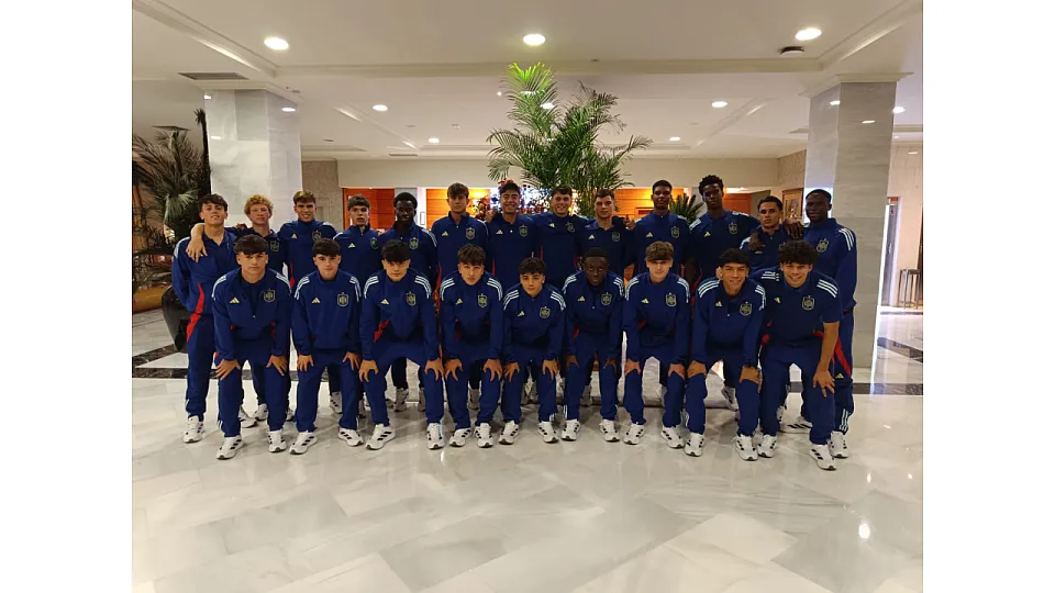 La Selección empieza los entrenamientos en tierras gallegas | www.rfef.es