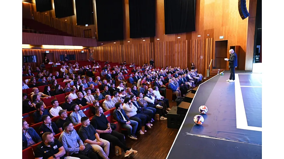 La RFGF celebra el ‘Día del Entrenador’ en un acto muy emotivo que ...