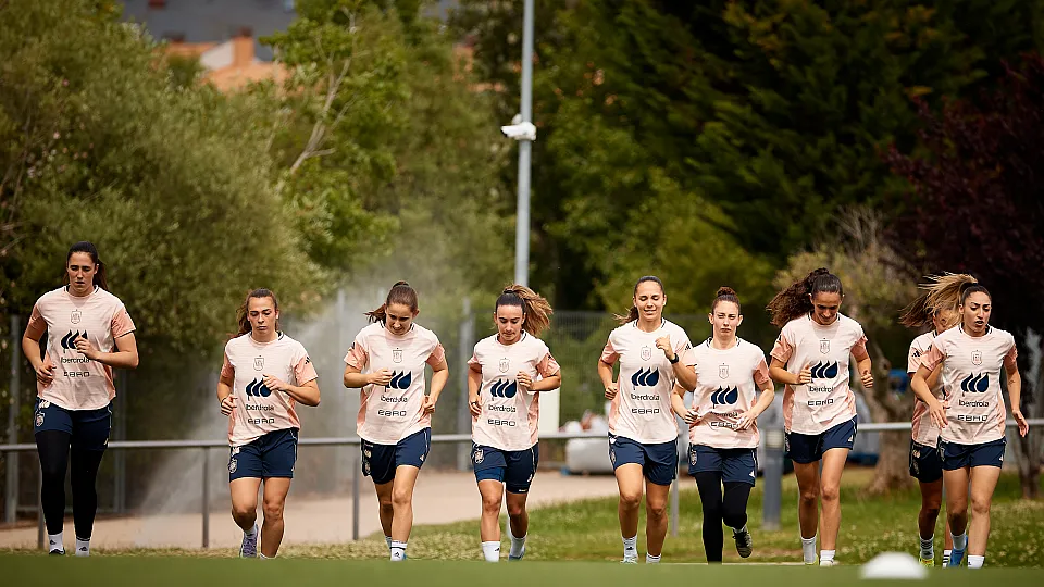 Check the schedule for the build up to Spain–England | www.rfef.es/en