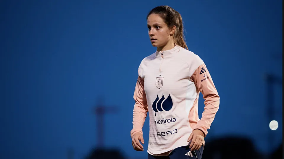 OFICIAL | Aiara Agirrezabala causa baja en la concentración | www.rfef.es
